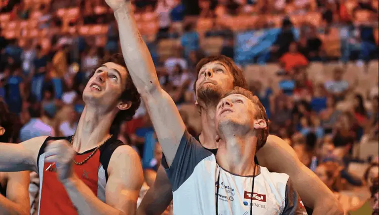 How Much Does a Professional Climber Make? With 4 Examples! – Ascentionism