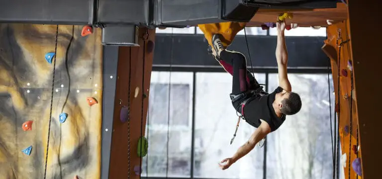 Top Roping vs. Lead Climbing: Similarities and Differences’ – Ascentionism